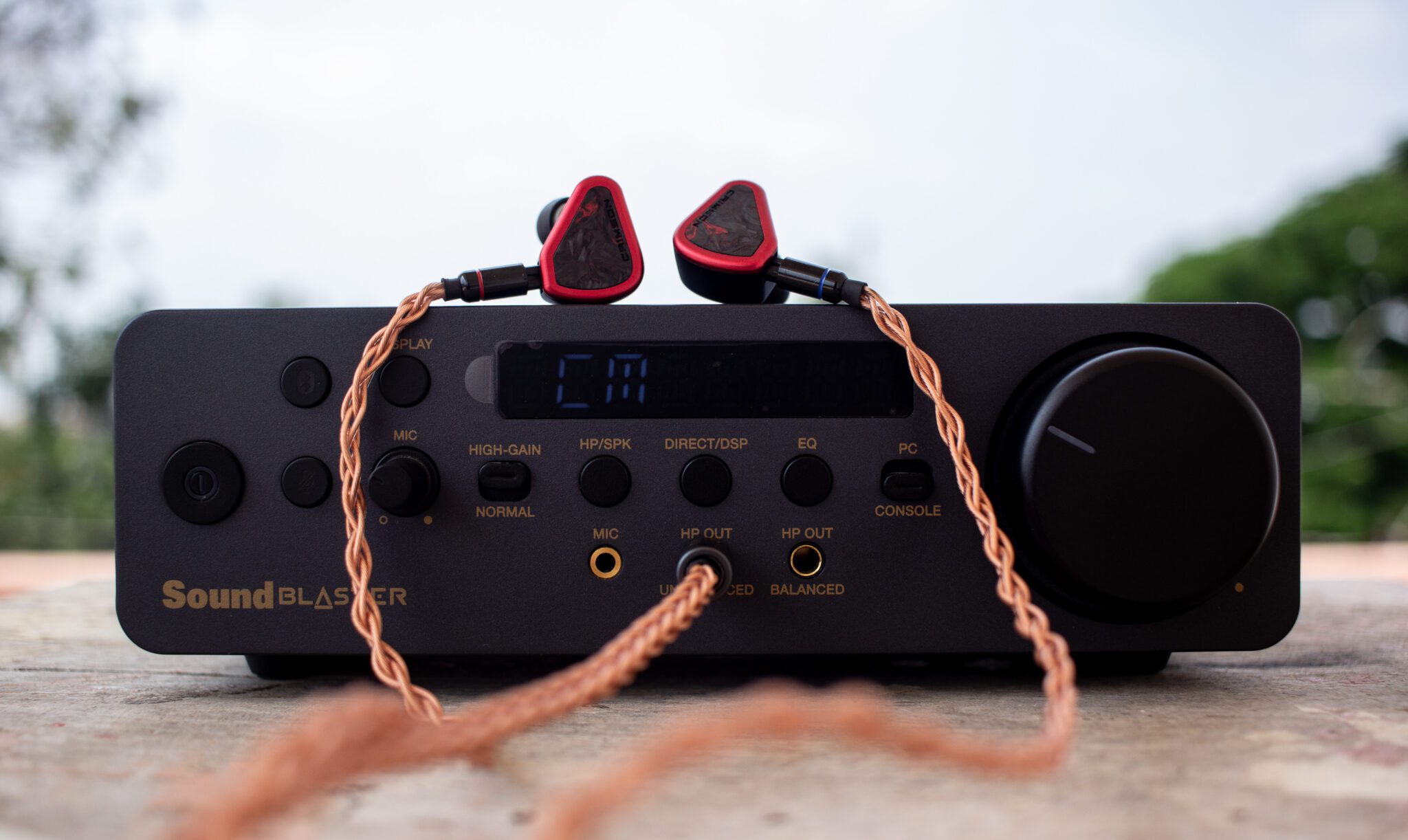 Creative Sound Blaster X5 review : Easy To Love | The Headphone List