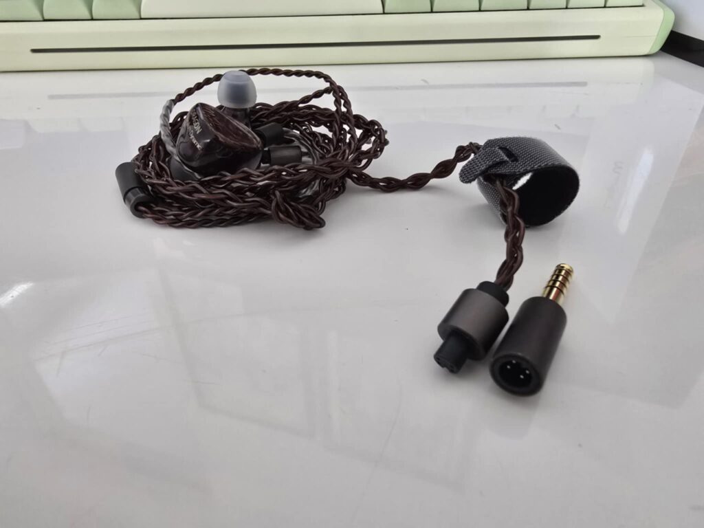 Moritz Audio Dragon – Big and Bold | The Headphone List